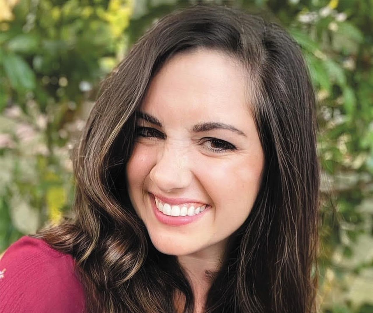 Holy Hot Mess Author Gets Honest About Her Life - Dove.org